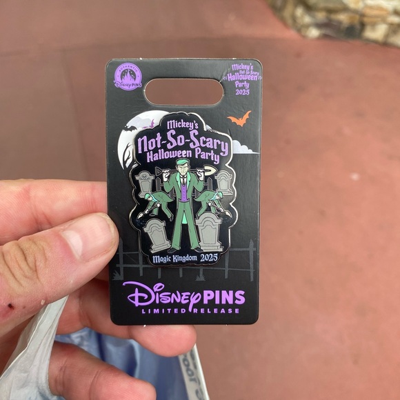 Disney | Accessories | Disney Grave Diggers Haunted Mansion Lr Not So ...
